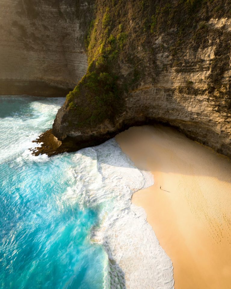 Merr Watson (@merrwatson): Aerial photographer based in Australia