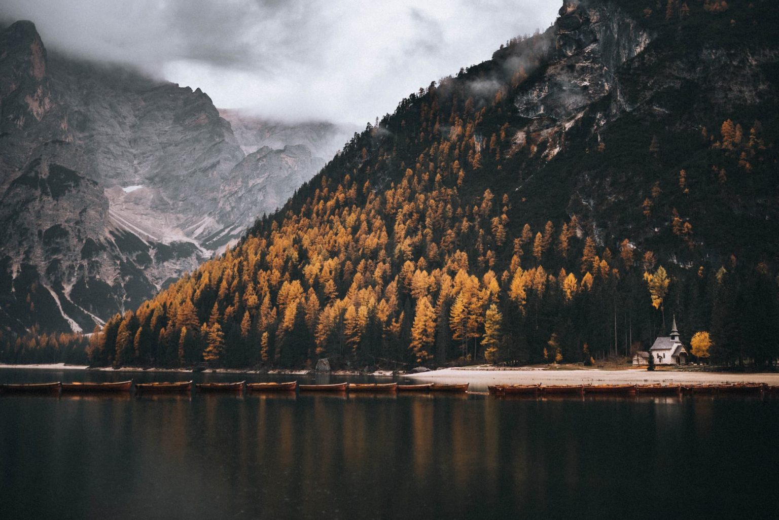 Sandra Hays @sd.hays Landscape photographer based in France - NOMADICT