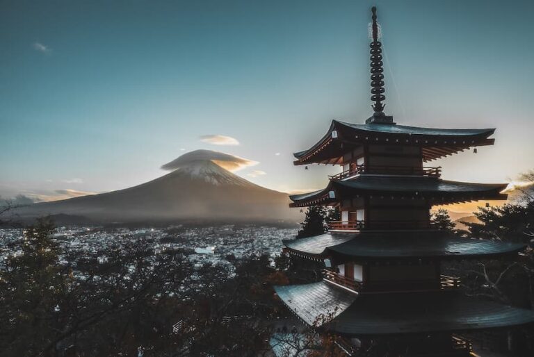 Sebastian Tan @quetzalcoatlst Photographer based in Malaysia - NOMADICT